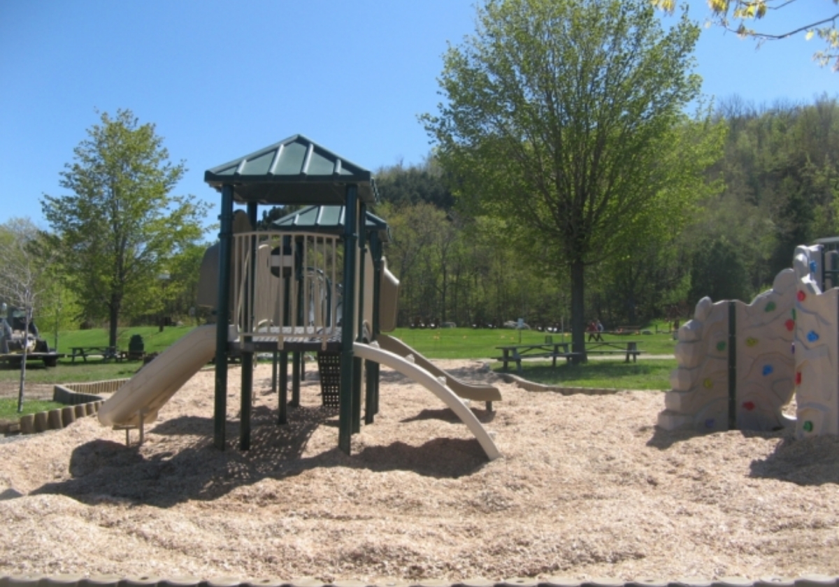 Outdoor Facility Inspections, Maintenance & Repair | Canada | Liftsafe ...